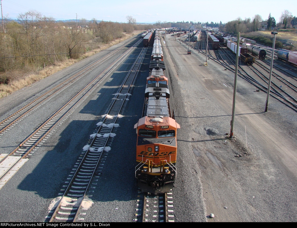 BNSF 7350 North